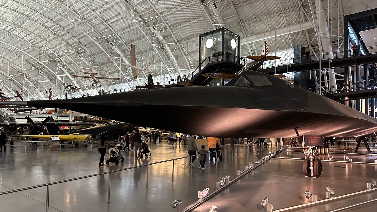 Skunkworks' Lockheed A-12, YF-12, SR-71 Blac… | Flipboard