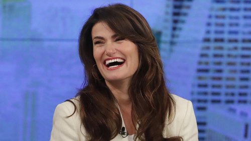 Idina Menzel Stuns In Custom Cutout Bodysuit “i Felt Sexy” Flipboard
