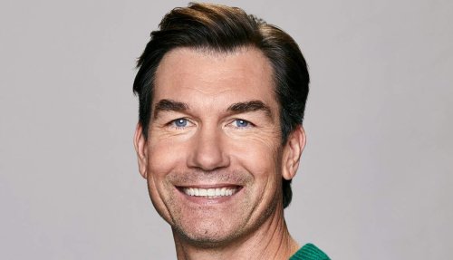 Jerry O’Connell Gets Trolled for Half Hairy Shirtless Photo, Wil ...