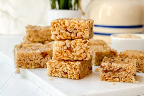 Rice Bubble Slice: Easy Australian Rice Krispies Treats Recipe | Flipboard