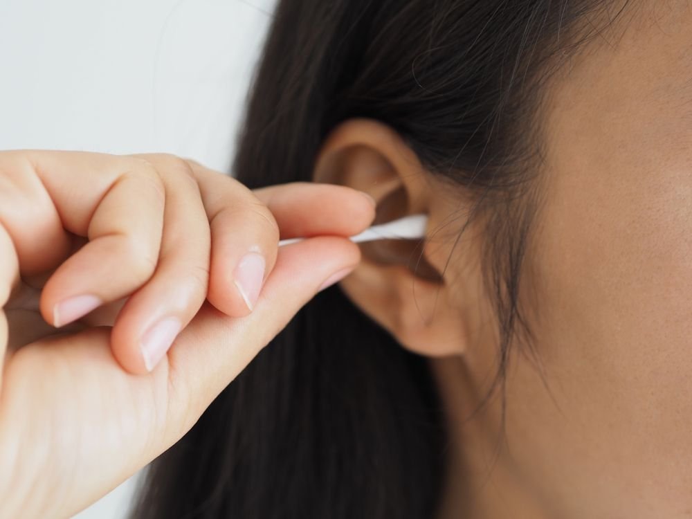 Why You Shouldnt Use Q Tips To Clean Your Ears Flipboard