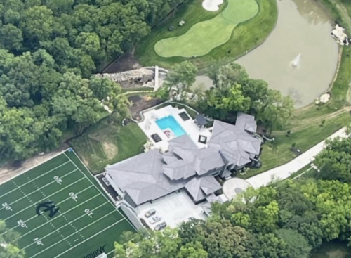 Patrick Mahomes' New Kansas City Mansion Is Turning Heads | Flipboard