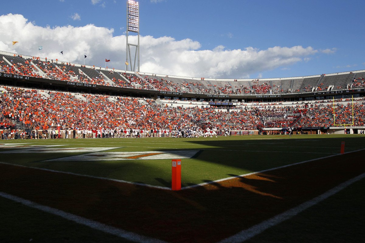 Major College Football Program Draws Embarrassing Crowd on Saturday ...