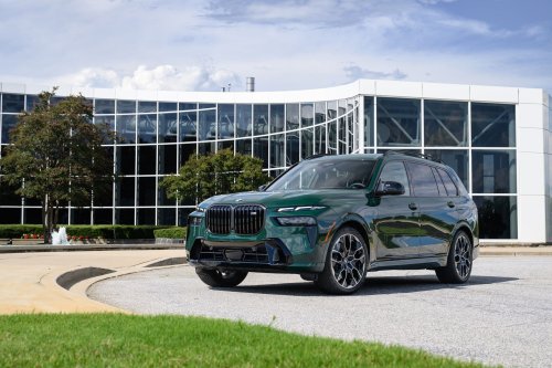 Is British Racing Green the best color on the BMW X7 M60i? | Flipboard
