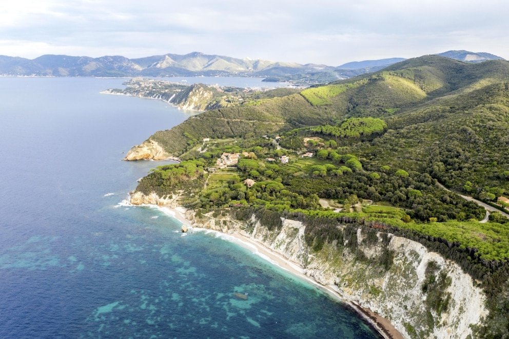 Insel Elba – die besten Strände, Sehenswürdigkeiten und Reisetipps ...