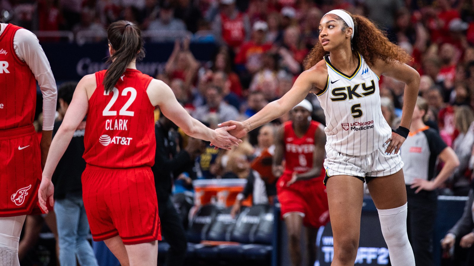 Watch the fallout of a Caitlin Clark flagrant foul on Angel Reese | Flipboard