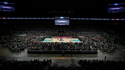 NBA attendance record: Warriors-Spurs sets mark at Alamodome, but one ... NBA attendance record: Warriors-Spurs sets mark at Alamodome, but one ...