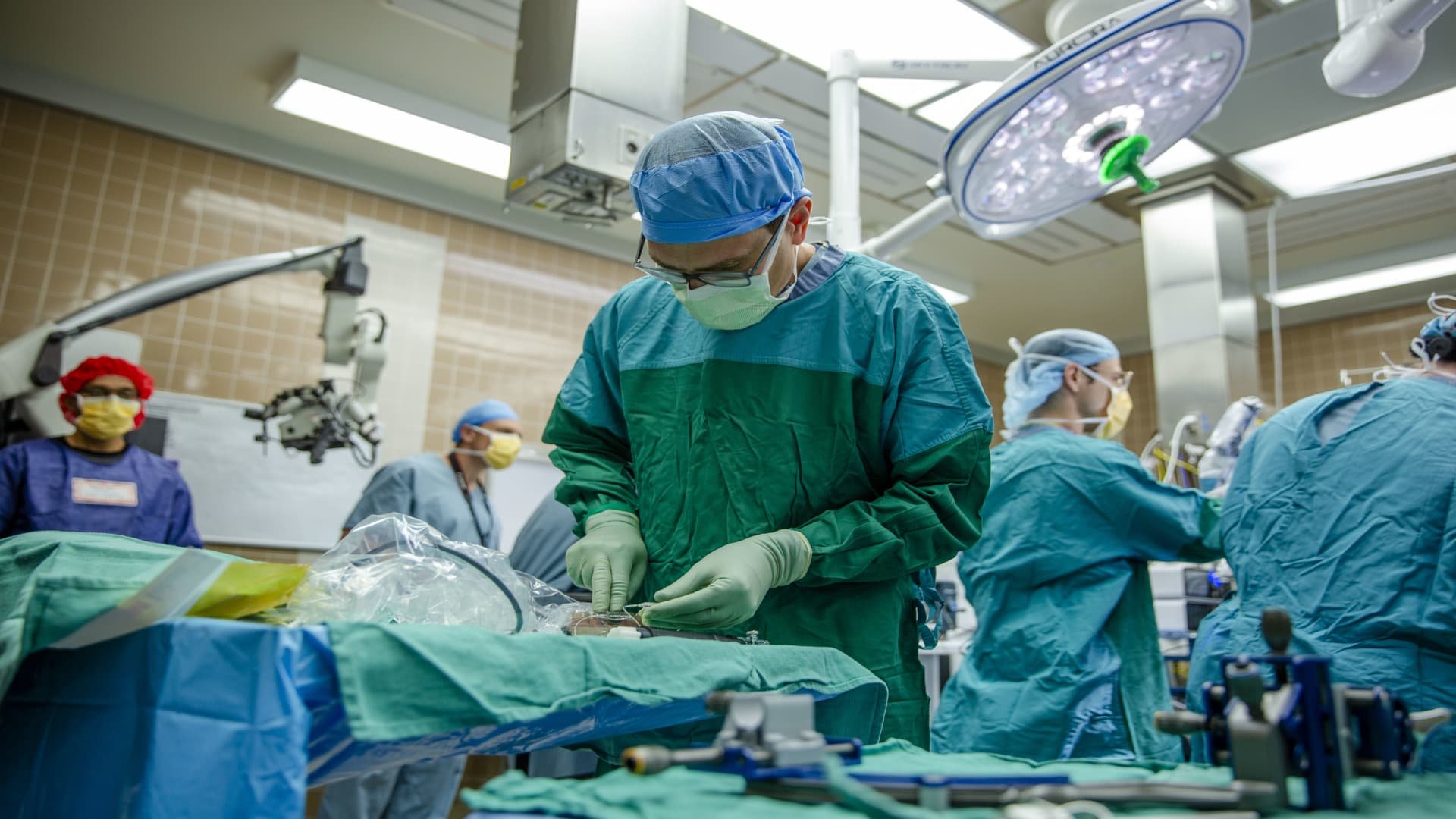 Neuralink competitor Paradromics completes first human implant | Flipboard