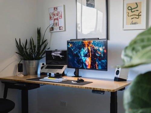 Fun ‘overly complicated diagram’ lays out complex MacBook Pro rig ...