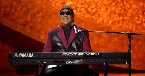 Stevie Wonder once caught mic stand knocked over by Paul McCartney ...