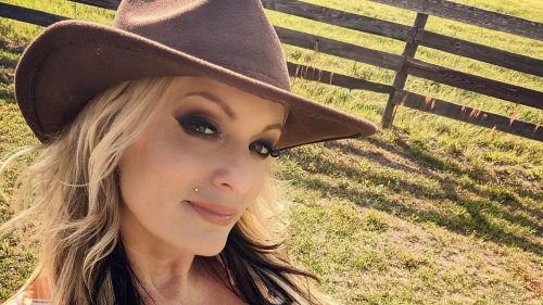 Stormy Daniels mocks 'ex-lover' Donald Trump's claim he weighs just ...