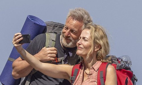 The Salt Path FIRST LOOK: Gillian Anderson and Jason Isaacs sport ...