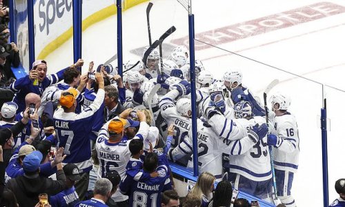 Toronto Maple Leafs win first playoff series in 19 YEARS as they beat ...