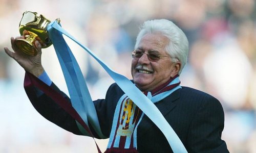 Jim Lewis, owner of three-time Cheltenham Gold Cup winner Best Mate ...