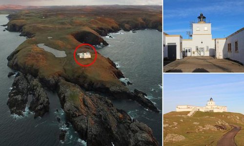 Remote Highlands lighthouse keeper's house with stunning sea views hits ...