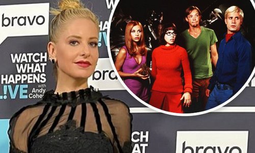 Sarah Michelle Gellar reveals a 'steamy' KISS scene between her and ... Sarah Michelle Gellar reveals a 'steamy' KISS scene between her and ...