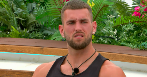 Love Island fans sickened as Zach makes ‘gross’ bedtime confession on show | Flipboard
