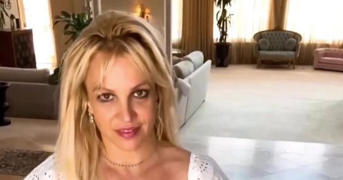 Britney Spears ditches bra and clutches her boobs for very racy dancing video | Flipboard