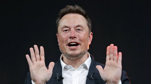 Elon Musk Claims $90M Overcharge By Twitter Law Firm As Company Changed ...