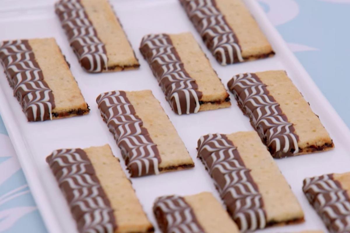 The Great British Baking Show: What are Garibaldi Biscuits, aka ...