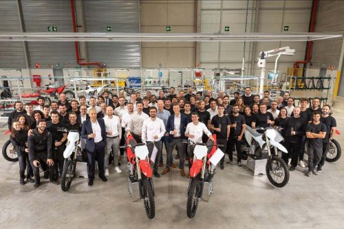 Stark Future Ships First Varg Electric Dirt Bikes to Customers | Flipboard