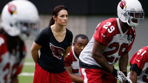 Dr. Jen Welter, first woman NFL coach, among XFL's final coaching staff ...