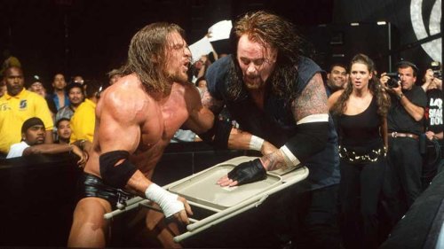 “Bleeding Like a Stuck Pig”: WWE Legend’s Honest Mistake Almost ...