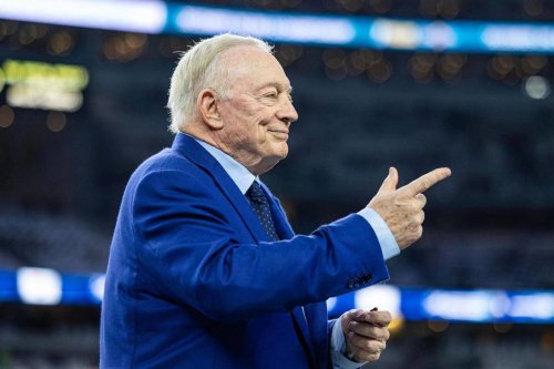 [Exclusive] Hours Before Cowboys’ $8.8M Trade, Jerry Jones Spotted in ...
