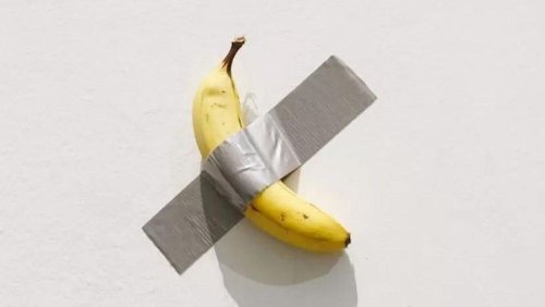 Famous banana artwork by Maurizio Cattelan eaten by museum visitor in Seoul | Flipboard