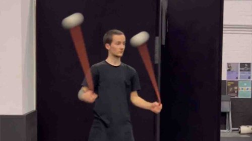 Uber-talented juggler puts on an amazing sequence with two poi | Flipboard