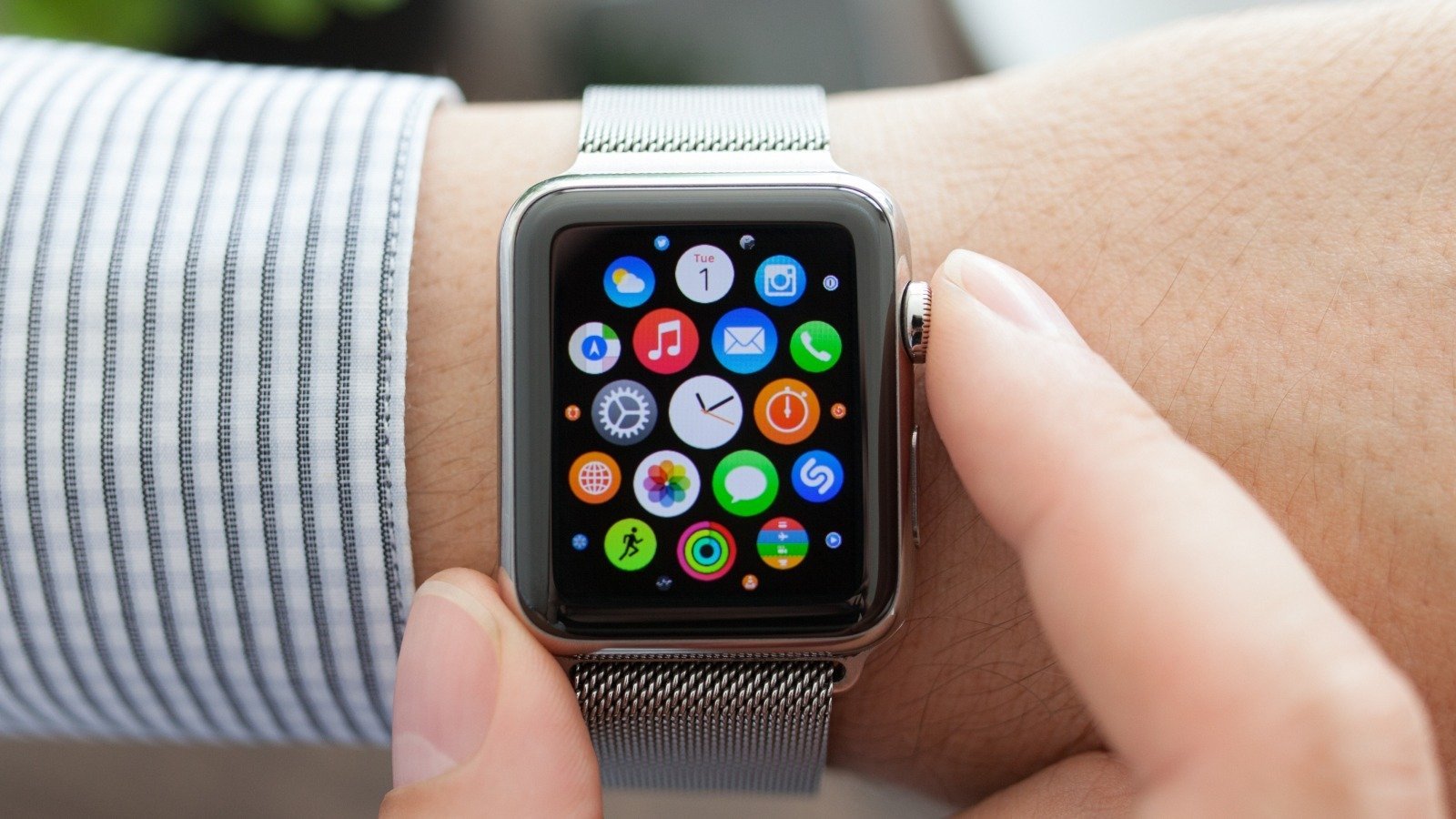 Every Apple Watch User Should Absolutely Have These Apps Installed ...
