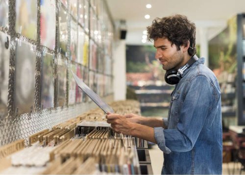 Tucker Carlson's mother, Lisa McNear Lombardi, was a free-spirited ...