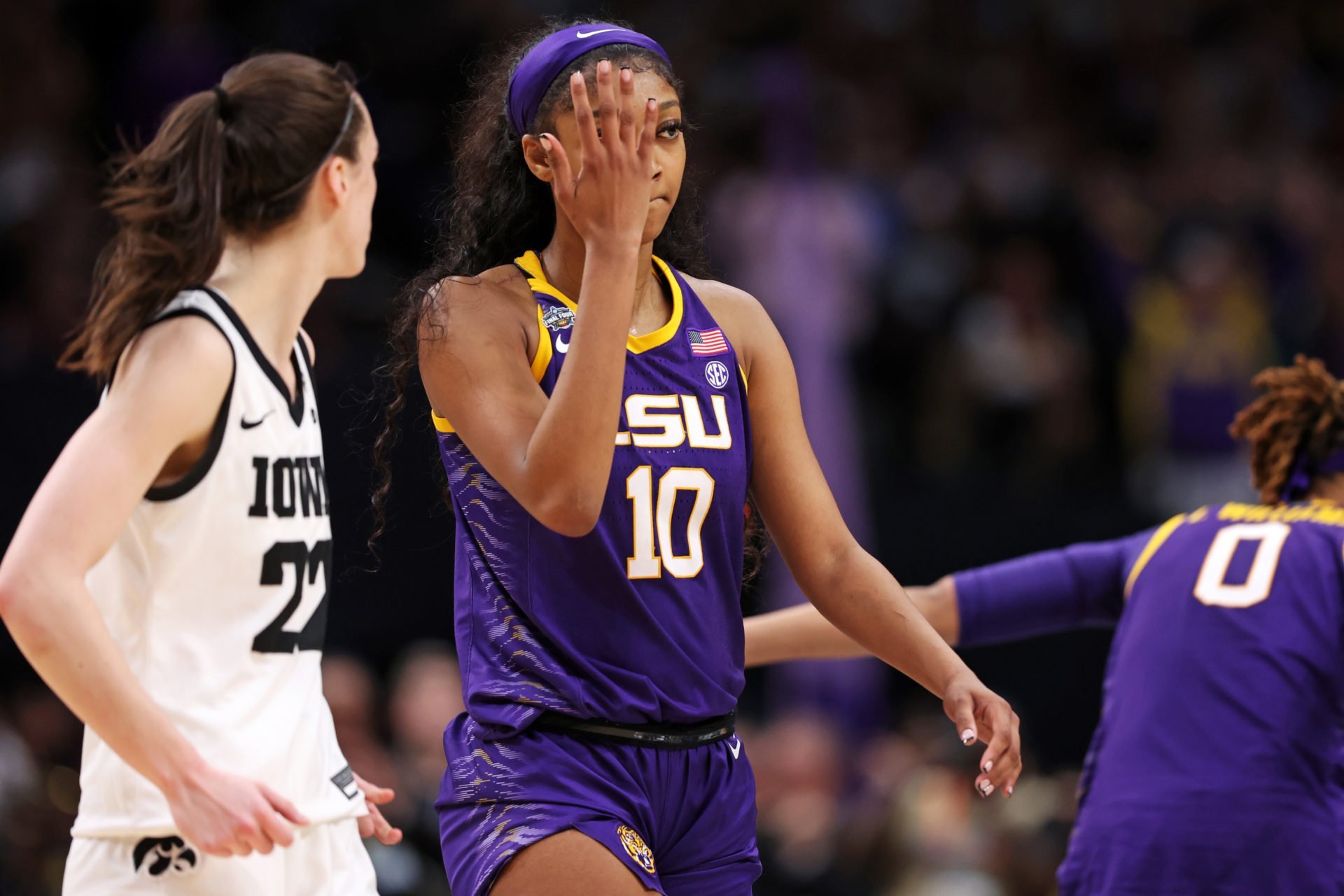 LSU star branded 'classless' for taunting gesture towards Iowa's ...