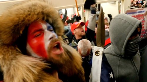 Justice: Fox's Tucker Carlson in airing surveillance video of J6's ...