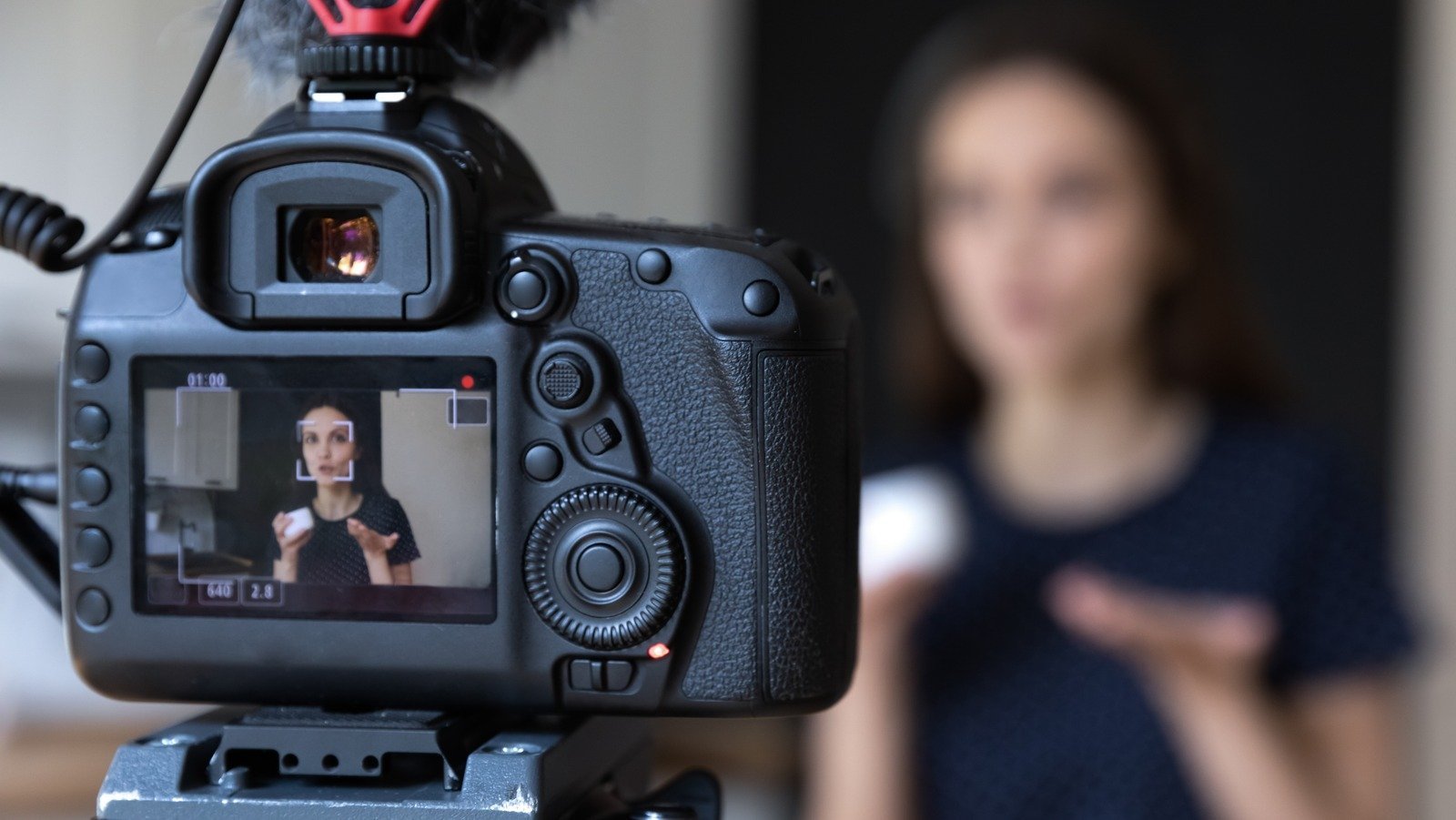 10 Basic DSLR Camera Settings Every Beginner Photographer Needs To Know ...