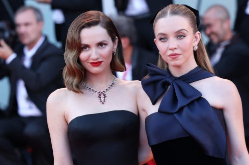 'Euphoria' Sisters Sydney Sweeney & Maude Apatow Reunite at Venice Film ...