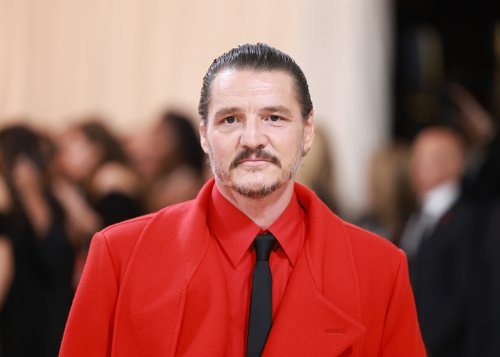Pedro Pascal Styles Red Valentino Coat With Shorts on Met Gala Red ...