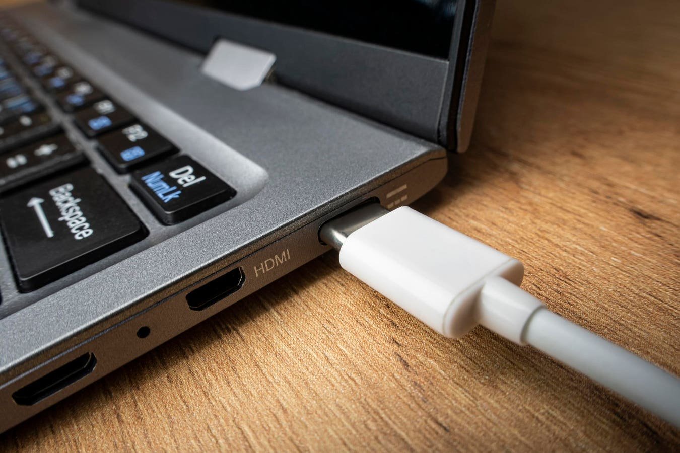 Which USB Port Is This? Microsoft Vows To End The Lottery | Flipboard
