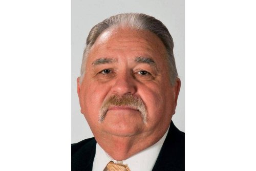 Former Kansas Detective Three Others Indicted For Forcing Women To