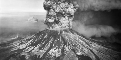 Mount St. Helens: Watch how the worst volcano eruption in U.S. history ...