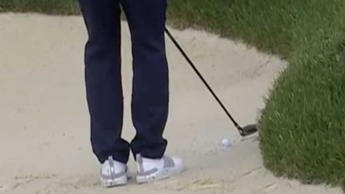 Pro hits 10-foot putt in bunker. His next shot was even more remarkable | Flipboard