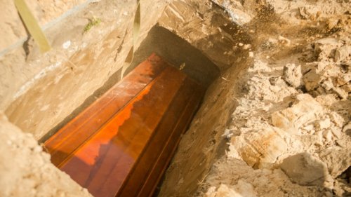 What Really Happens To Your Body After One Year In A Coffin - Flipboard