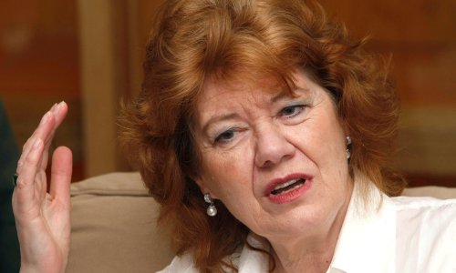 Anne Perry, killer turned crime writer, dies aged 84 | Flipboard