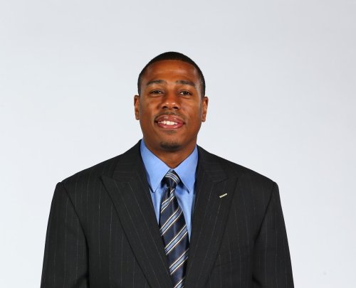 Connecticut Sun name Darius Taylor as general manager, former UConn ...