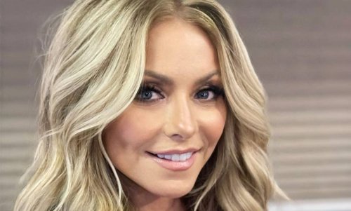 Kelly Ripa's lips and cheekbones are front and center after epic ...