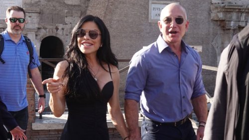 Jeff Bezos & Lauren Sanchez PDA In Rome After His Ex-Wife MacKenzie ...