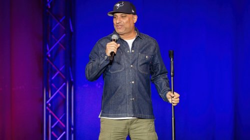 ‘Deported’ Comic Russell Peters Doesn’t Fear Being Sent Home Under ...