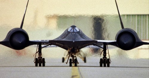 How The SR-71 Blackbird Spy Plane Outwitted Soviet Air Defenses | Flipboard