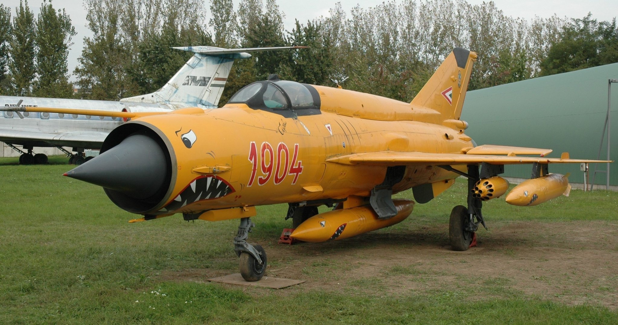 Here's What The US Air Force Doesn't Tell You About Their Aircraft ...