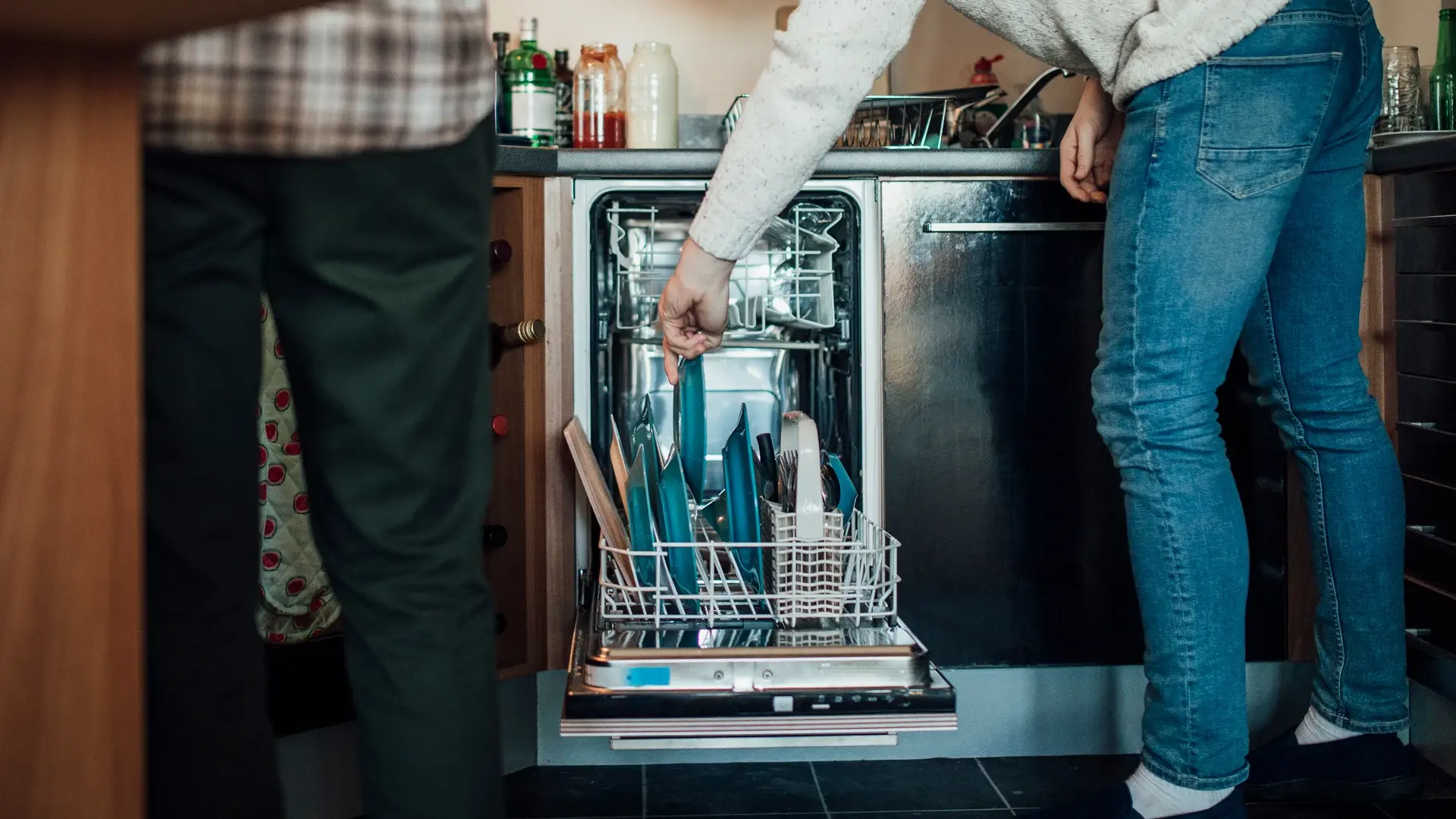 Emotionally Intelligent People Use the Dishwasher Rule to Build ...